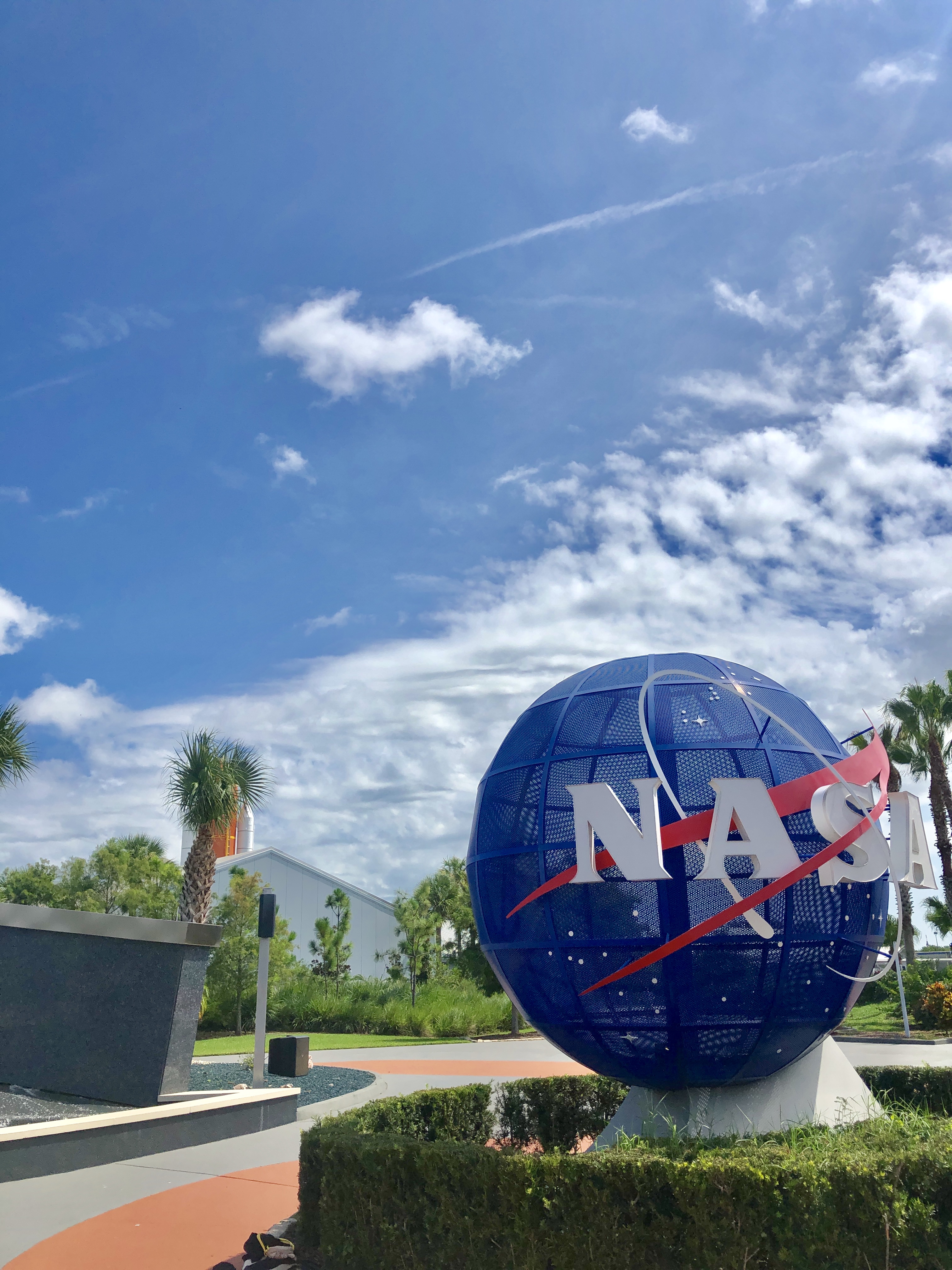 Meet an Astronaut at Kennedy Space Center - Amber Likes