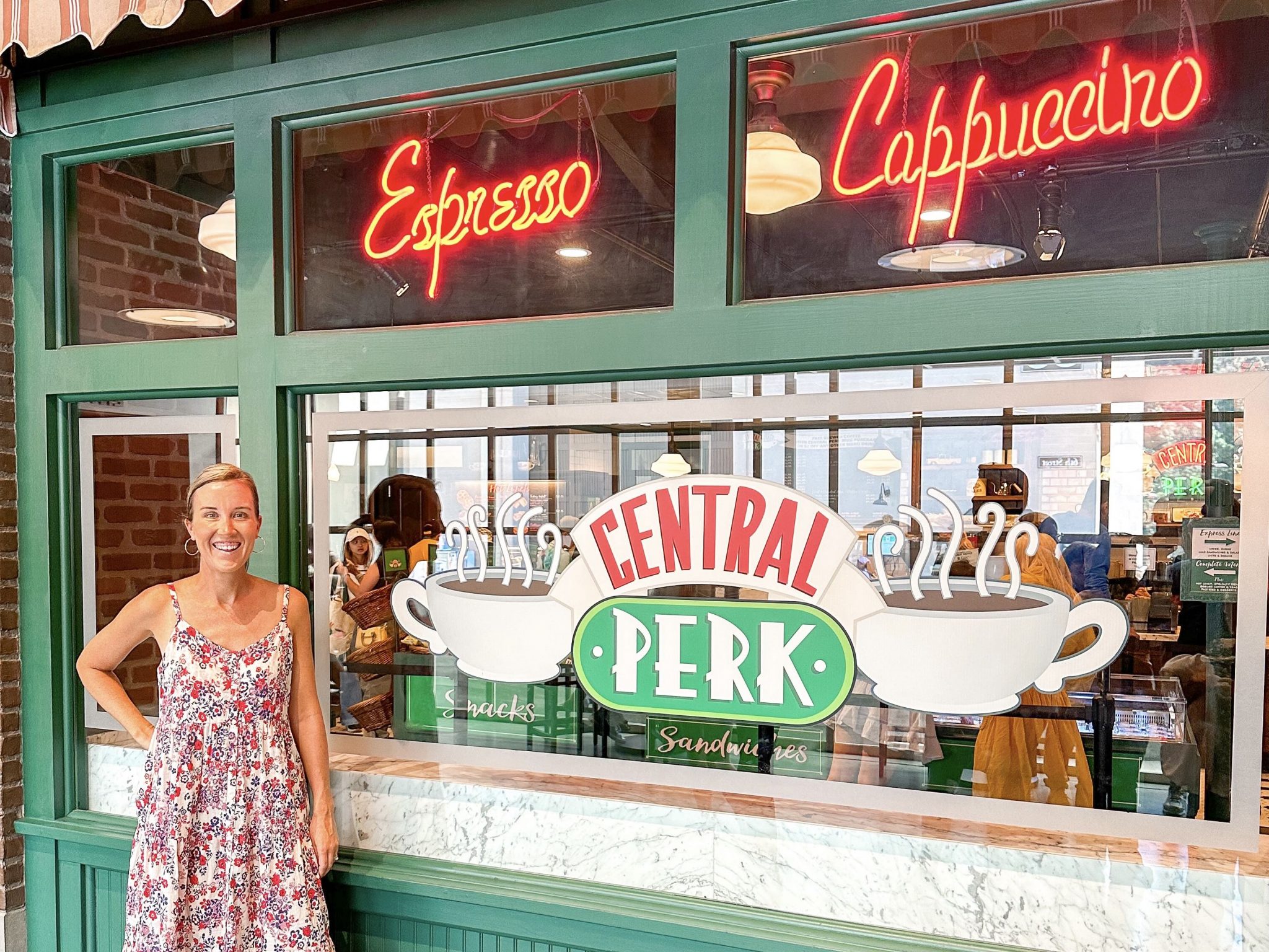 Best Studio Tours in Hollywood - Amber Likes