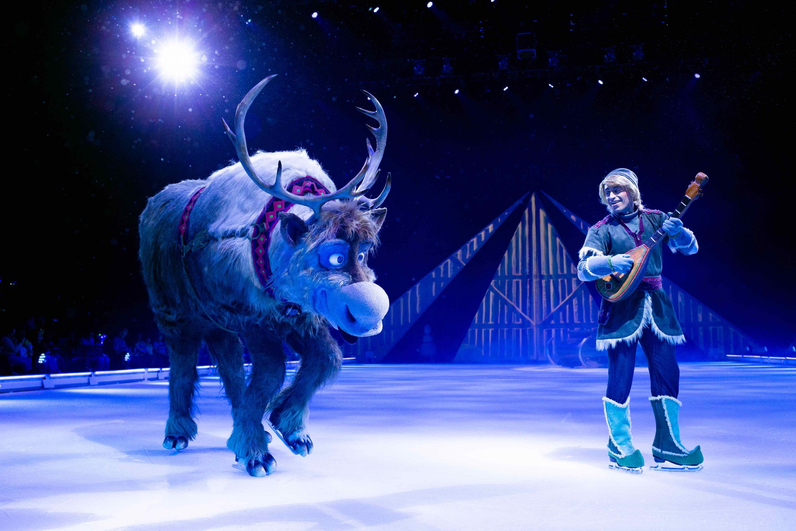 Disney on Ice 2024 Returns to Orlando - Amber Likes
